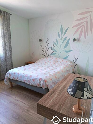 Appartement à louer - Bourg la Pointe, Bouchemaine - 1 pièce - 4 chambres