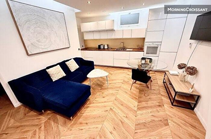 Appartement à louer - Les Halles, Paris er - 2 pièces - 1 chambre