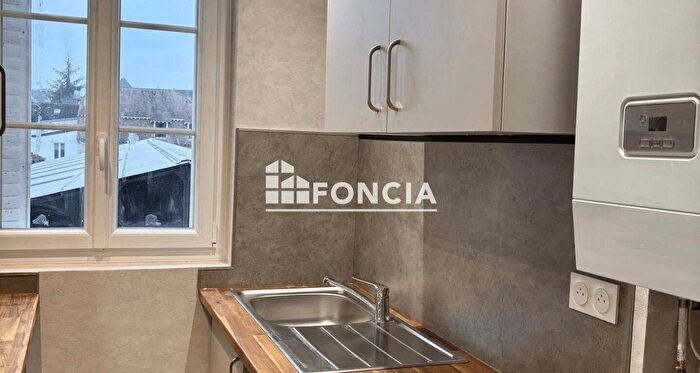 Appartement 4 pièces à Centre Ville Nord Ouest, Fontainebleau, à louer