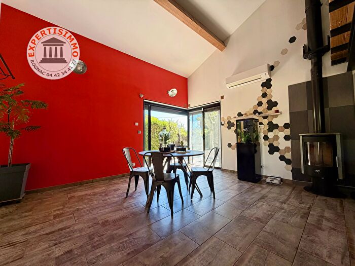 Maison 4 pièces à vendre à La Fare-les-Oliviers