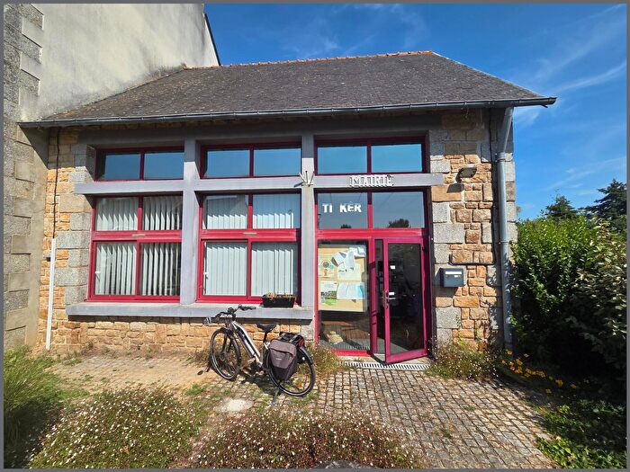 Hengoat : Maison 2 pièces à vendre