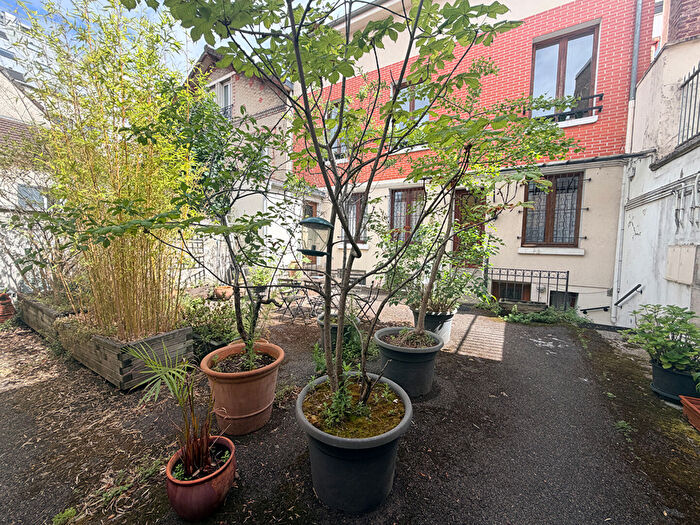 Asnières-sur-Seine, Gresillons, Voltaire : Appartement 3 pièces à vendre