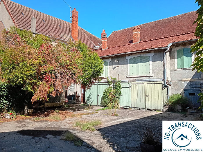 Maison 7 pièces à vendre - Étais-la-Sauvin