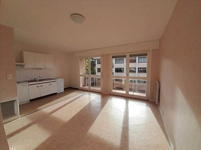 Appartement à louer - Sud, Brioude - 1 pièce