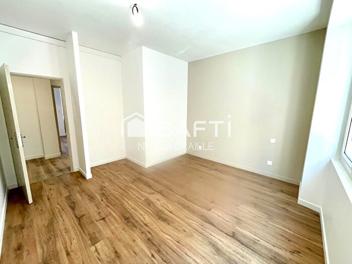 Appartement à vendre - Millau, République, Beauregard, Cales - 4 pièces - 3 chambres