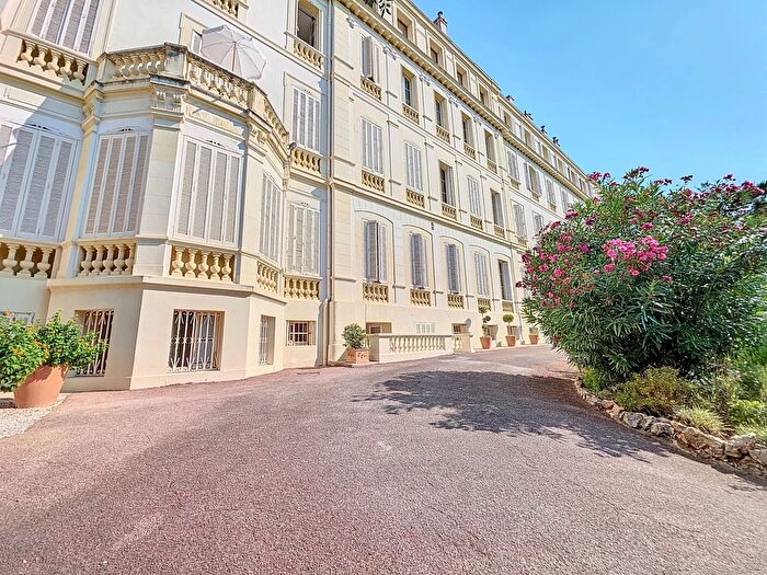 Appartement à vendre - Cannes, Petit Juas - 4 pièces - 2 chambres