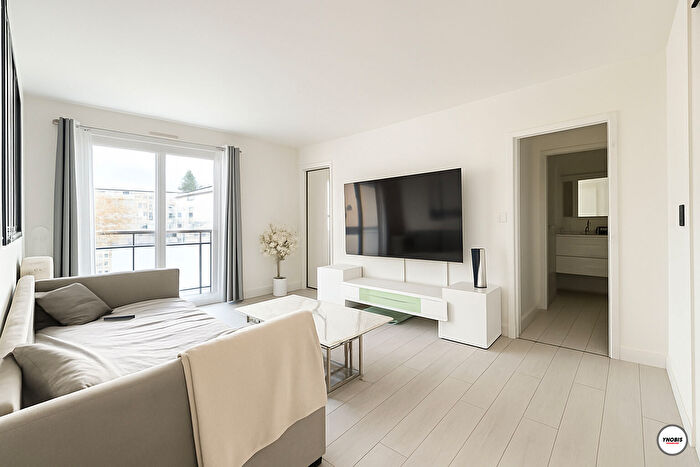 Appartement à vendre - Le Port-Marly - 2 pièces - 1 chambre