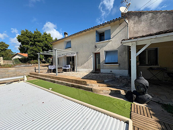 Maison à vendre - Celles-sur-Belle - 6 pièces - 4 chambres