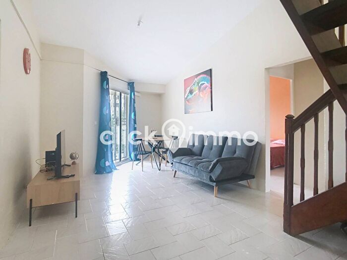 Appartement à louer - Pointe-à-Pitre - 6 pièces - 5 chambres