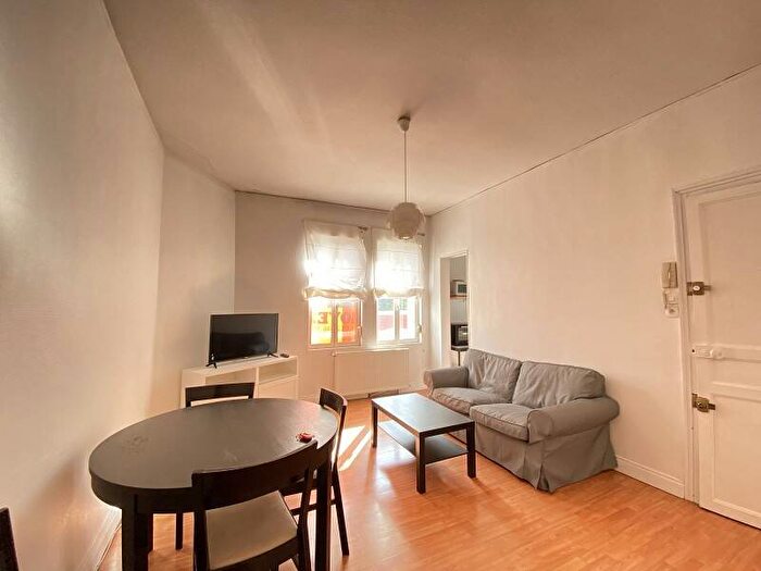 Appartement à louer - Valenciennes - 3 pièces - 1 chambre