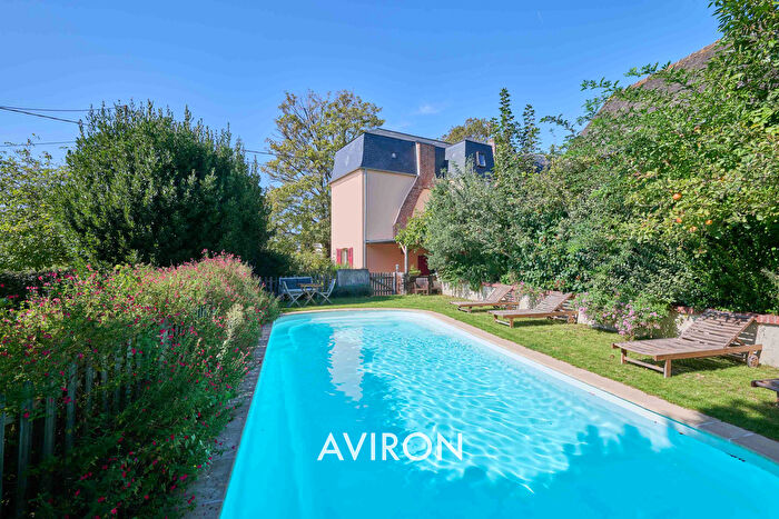 Trouville-sur-Mer, Hennequeville, Roches Noires, Les Aubets, Callenville : Maison 8 pièces à vendre