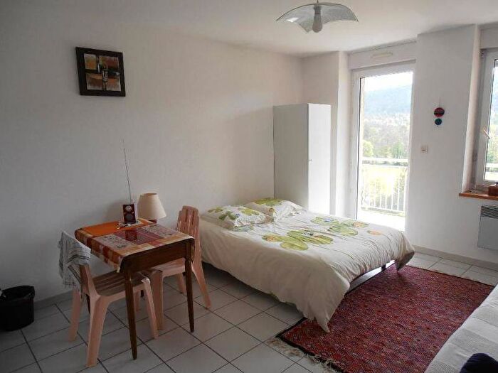 Appartement 1 pièce à Montréal-la-Cluse, à louer