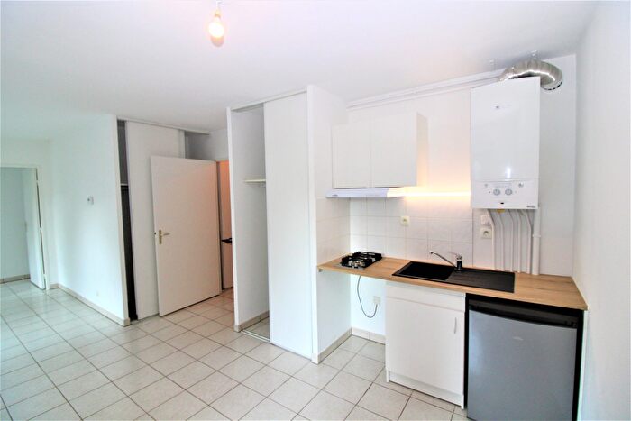 Appartement à louer - Toulouse, Bazacle - 2 pièces - 1 chambre