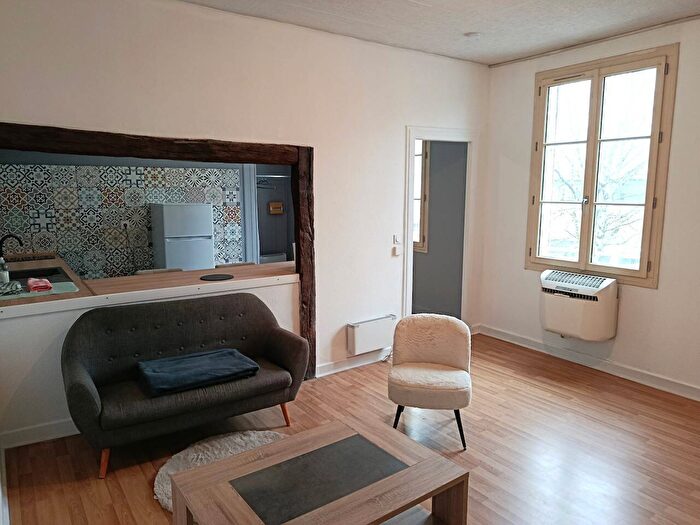 Appartement à louer - Sainte Catherine, Villeneuve-sur-Lot - 2 pièces - 1 chambre