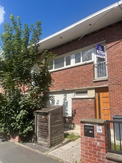 Maison à vendre - Hem - 4 pièces - 3 chambres