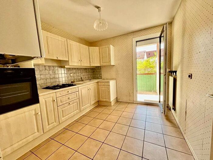 Appartement à louer - Montbernier, Bourgoin-Jallieu - 3 pièces - 2 chambres