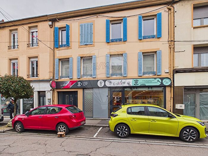 Maison à vendre - Longuyon - 12 pièces - 6 chambres