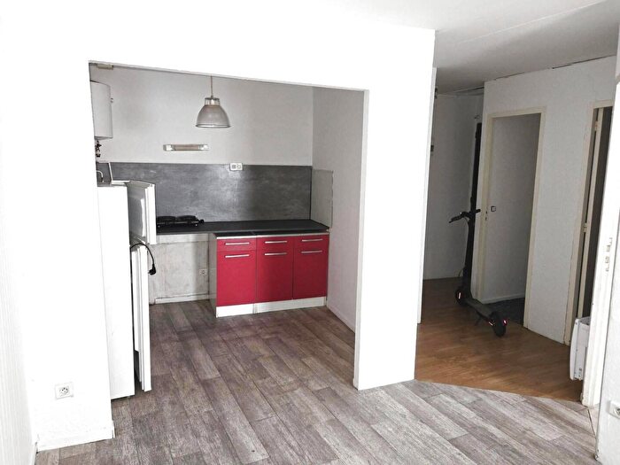 Appartement à louer - Beziers - 2 pièces - 1 chambre