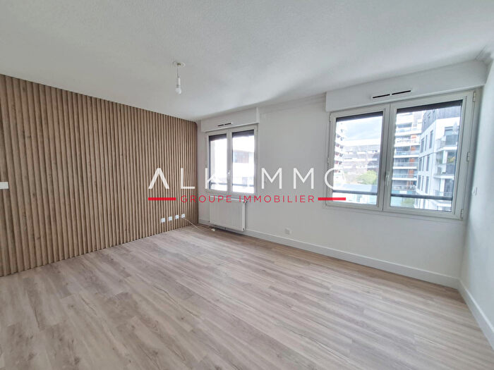 Appartement à vendre - Annemasse, Centre-ville - 3 pièces - 2 chambres