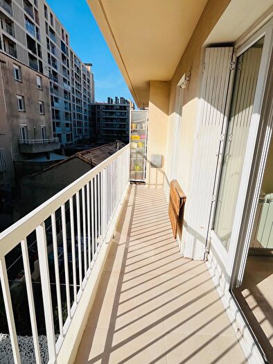 Appartement à louer - Marseille e , La Conception - 3 pièces - 2 chambres