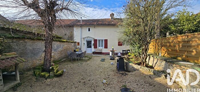 Maison à vendre - Blanzay - 4 pièces - 2 chambres