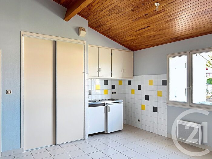 Appartement à louer - Saint-Michel - 2 pièces - 1 chambre