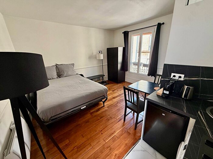 Montmartre, Paris 18ème arrondissement - Appartement 1 pièce à louer