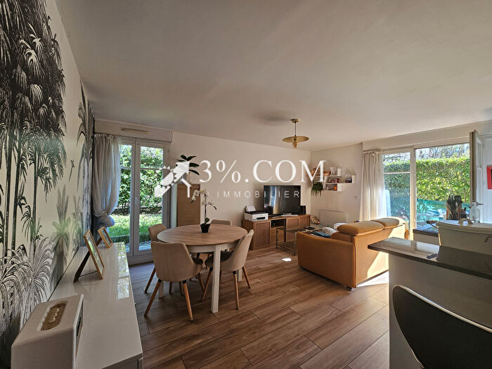 Appartement à vendre - Le Plessis-Trévise, Centre-ville, Orly Parc - 3 pièces - 2 chambres