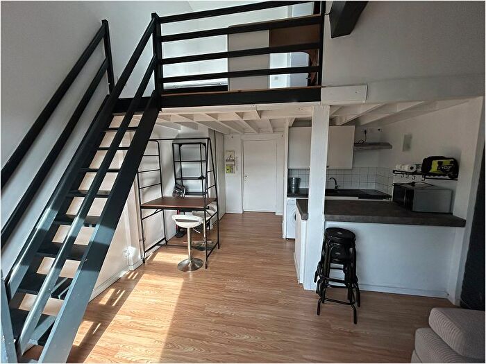 Appartement 1 pièce à Lille, Vieux Lille, à louer