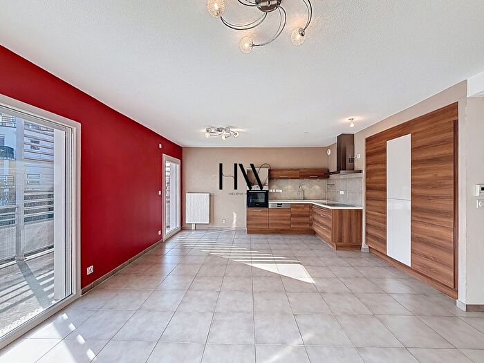 Appartement à vendre - Archamps - 4 pièces - 3 chambres