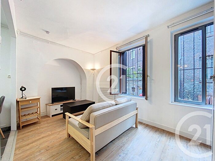 Appartement à louer - Rouen, Vieux Marché, Cathédrale - 1 pièce