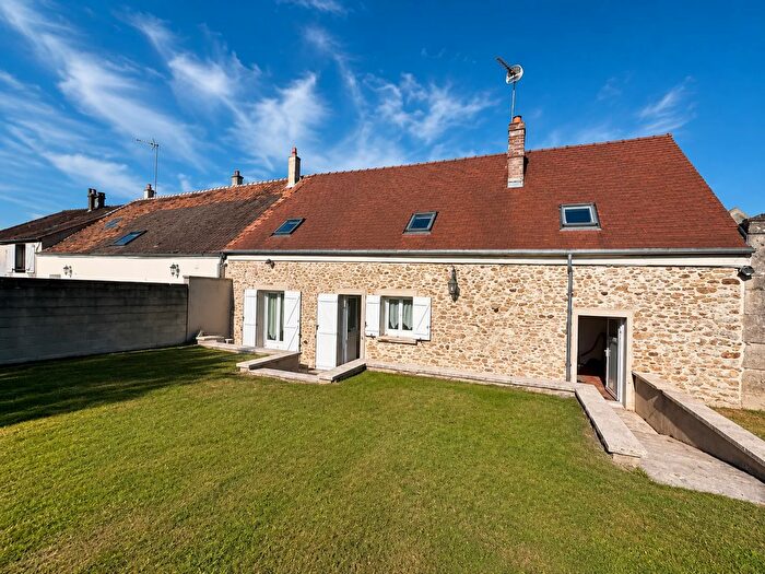 Maison 6 pièces à vendre à Saint-Ouen-en-Brie