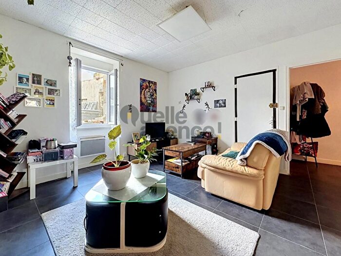 Maison 9 pièces à Sizun, à vendre
