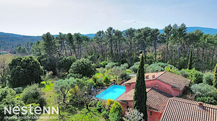 Maison à vendre - Besse-sur-Issole - 10 pièces - 7 chambres