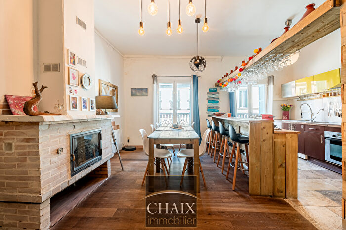 Appartement à vendre - Aubagne - 5 pièces - 4 chambres