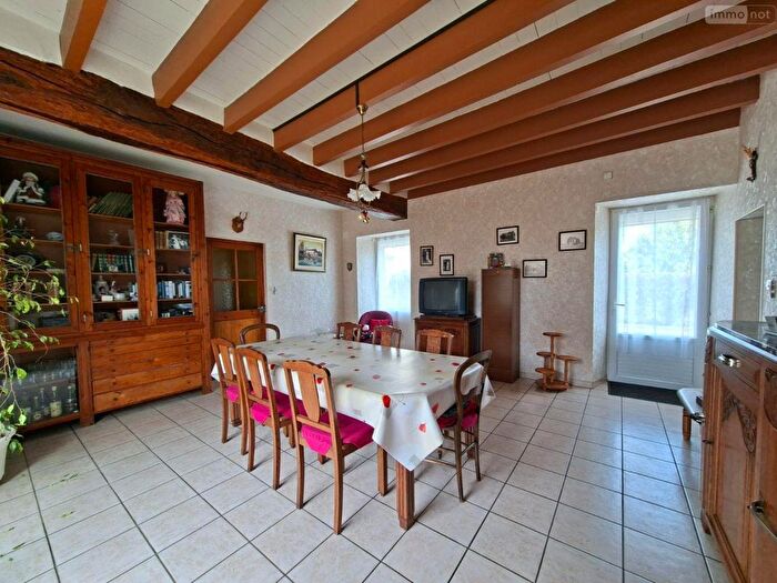 Maison 7 pièces à vendre à Genneton