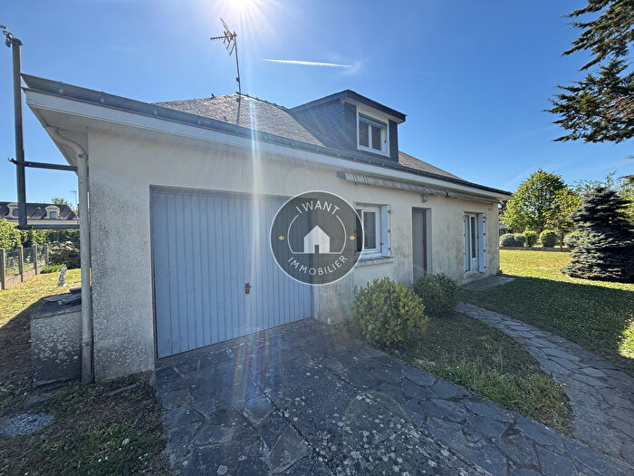 Maison 4 pièces à vendre à Gennes