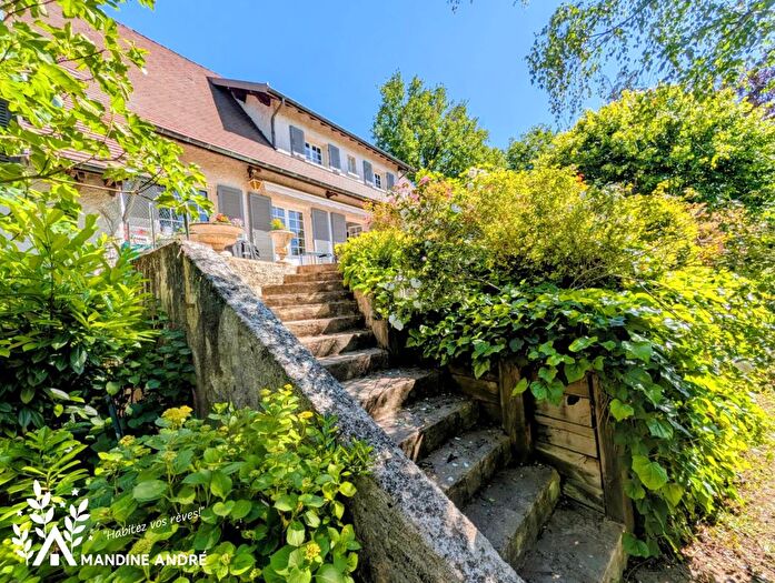 Saint-Bernard - Maison 11 pièces à vendre