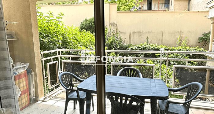 Maisons à vendre et appartements à louer - 1
