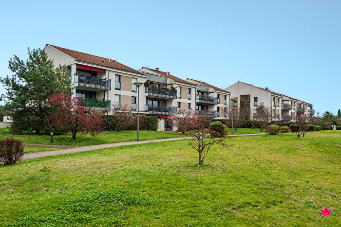 Appartement à vendre - Meyzieu, Nord Ouest - 2 pièces - 1 chambre