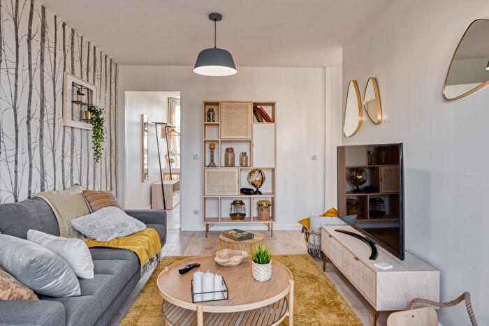 Appartement 4 pièces à louer à Le Bouscat, Centre-ville, Robert Schuman