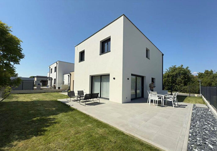 Maison à vendre - Sainte-Croix-en-Plaine - 5 pièces - 4 chambres