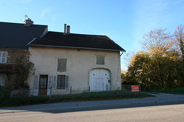 Maison à vendre - Le Vernois - 4 pièces - 3 chambres
