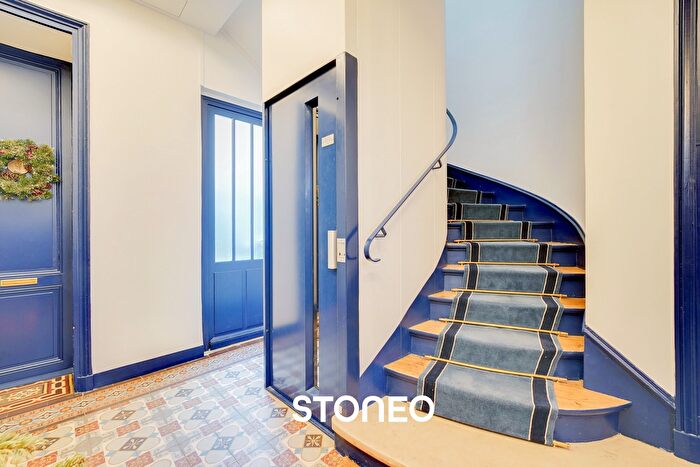 Appartement 3 pièces à Paris 7ème, Champ de Mars, à vendre