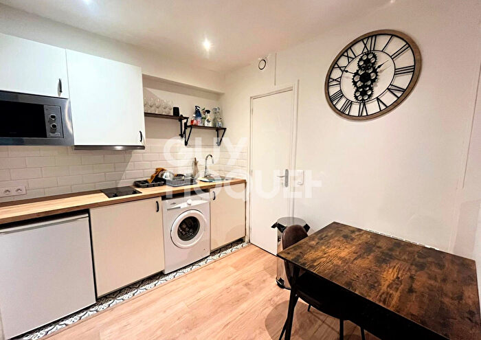 Appartement à louer - Nanterre, Vieux Pont - 2 pièces - 1 chambre