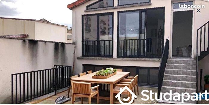 Appartement à louer - Val Notre Dame-La Tour Billy, Argenteuil - 1 pièce - 2 chambres