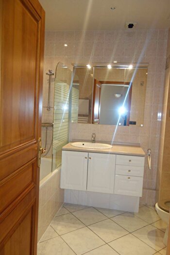 Appartement 2 pièces à Percy Schneider, Clamart, à louer