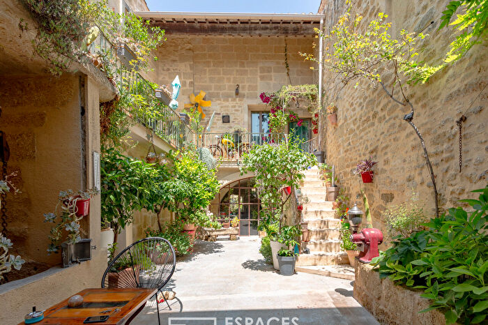 Maison à vendre - Aigues-Vives - 9 pièces - 5 chambres