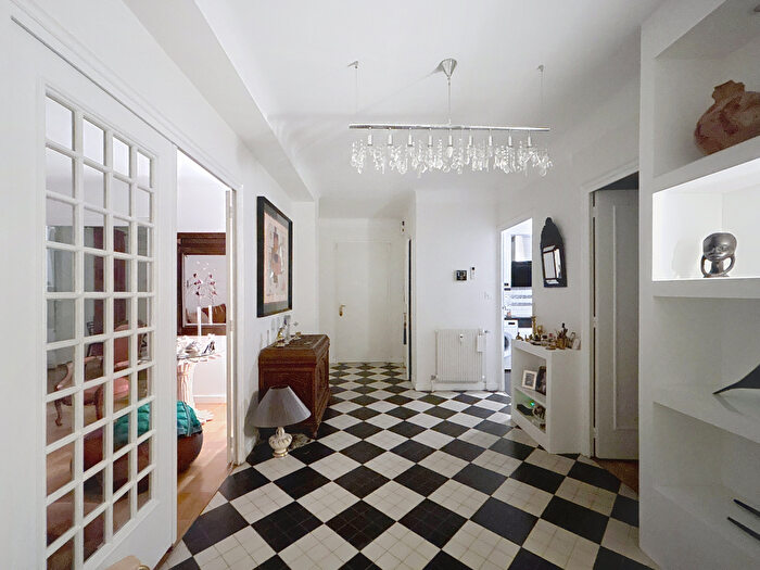 Appartement à vendre - Lyon e , Tête dOr, Vitton - 5 pièces - 3 chambres