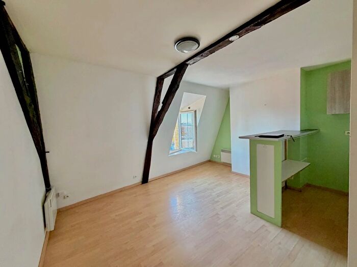 Appartement à louer - Bergerac, Centre-ville - 2 pièces - 1 chambre